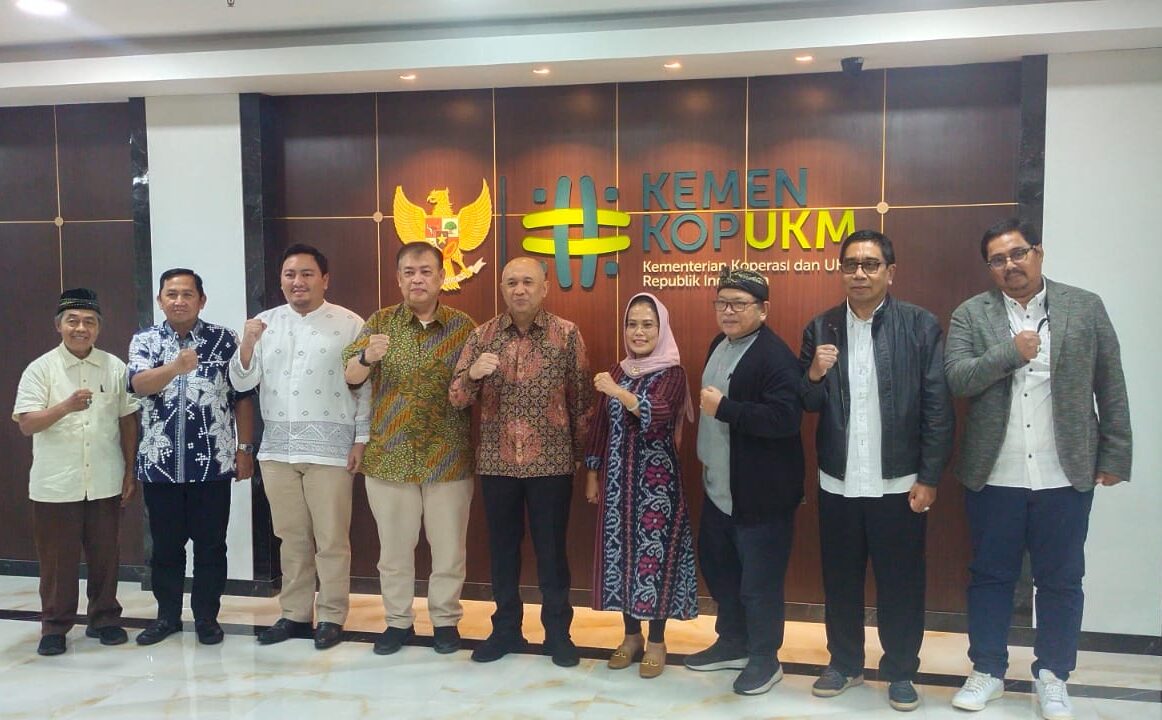 Logo Resmi “HARI KOPERASI INDONESIA ke 77” Diluncurkan – DEKOPIN